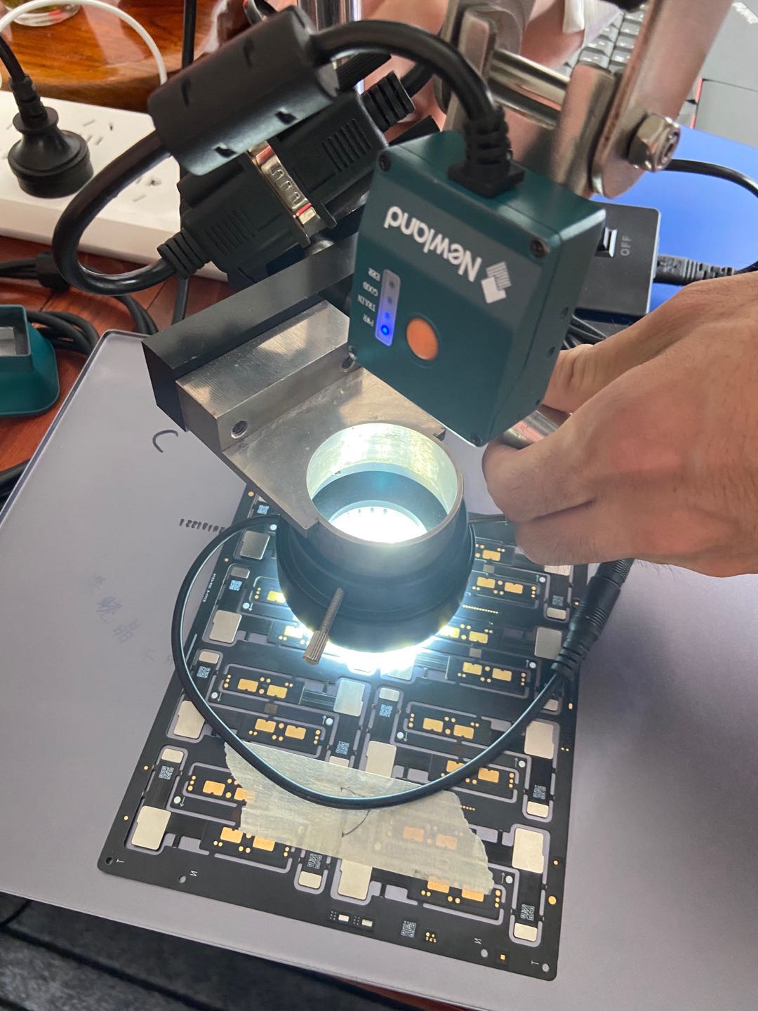 新大陆NLS-SOLDIER100 工业高性能固定式读码器DPM码读码器