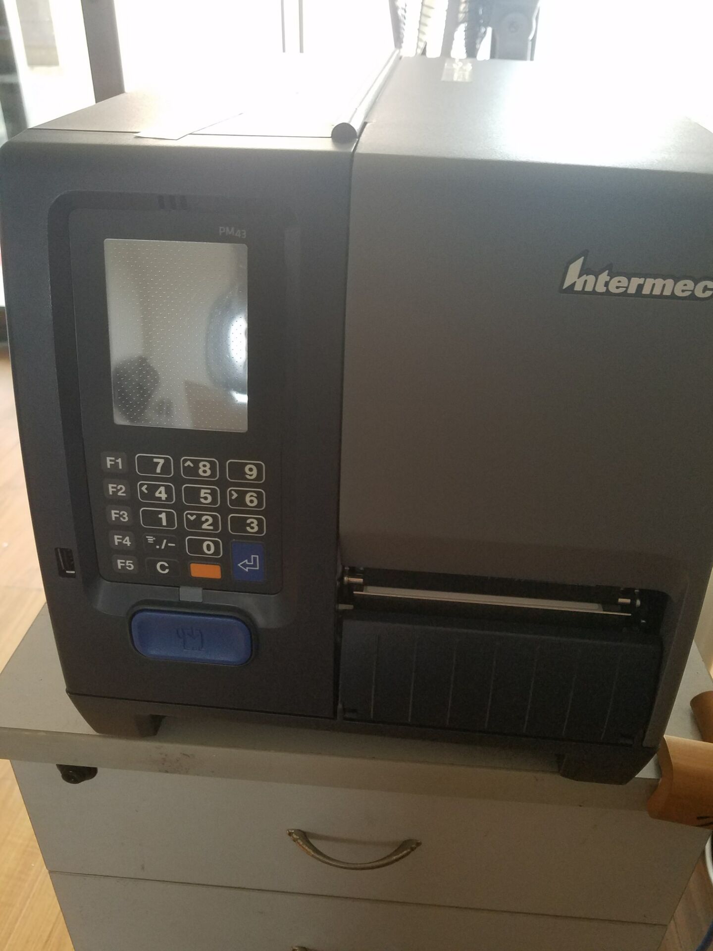 易腾迈总代 PM43/PM43c工业标签打印机