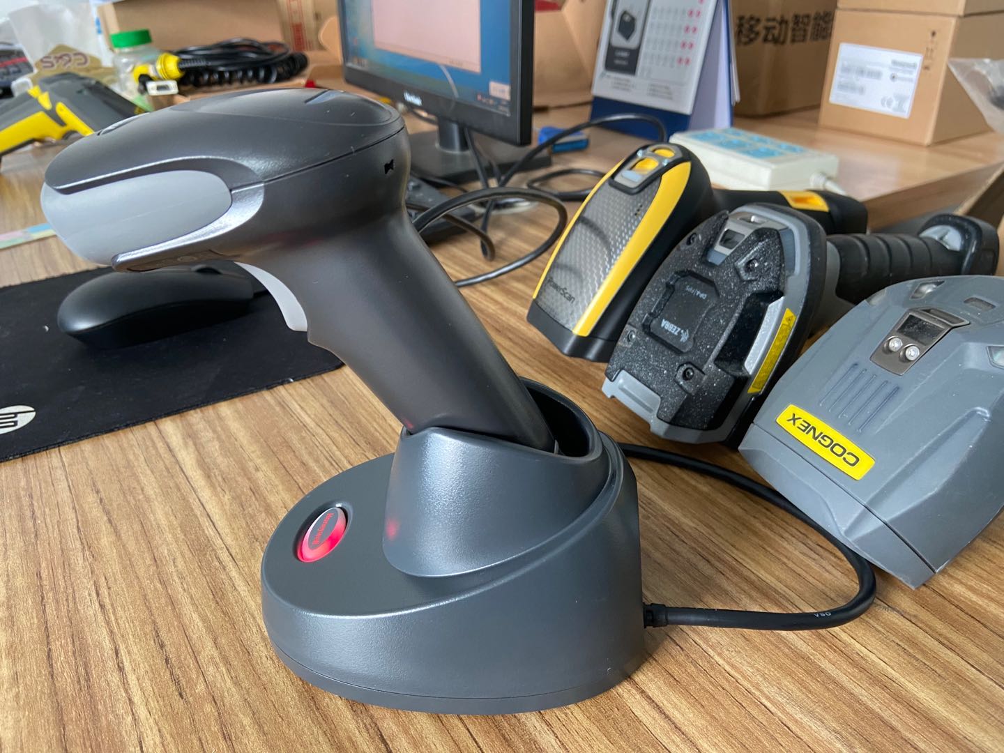 Honeywell Voyager (XP) 1470g 和 1472g 增强型通用二维扫描器